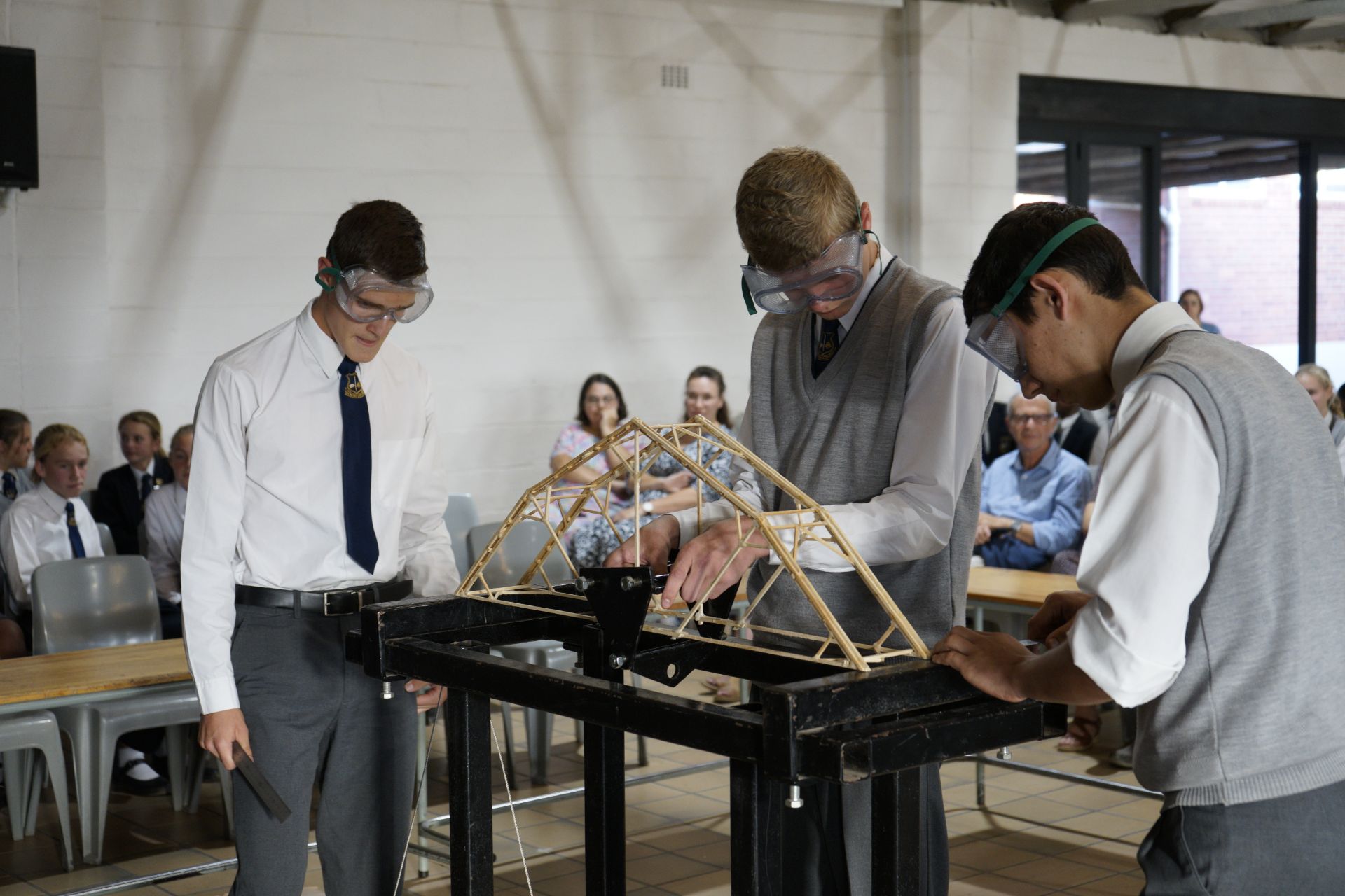 DSS BRIDGE BUILDING – Domino Servite School